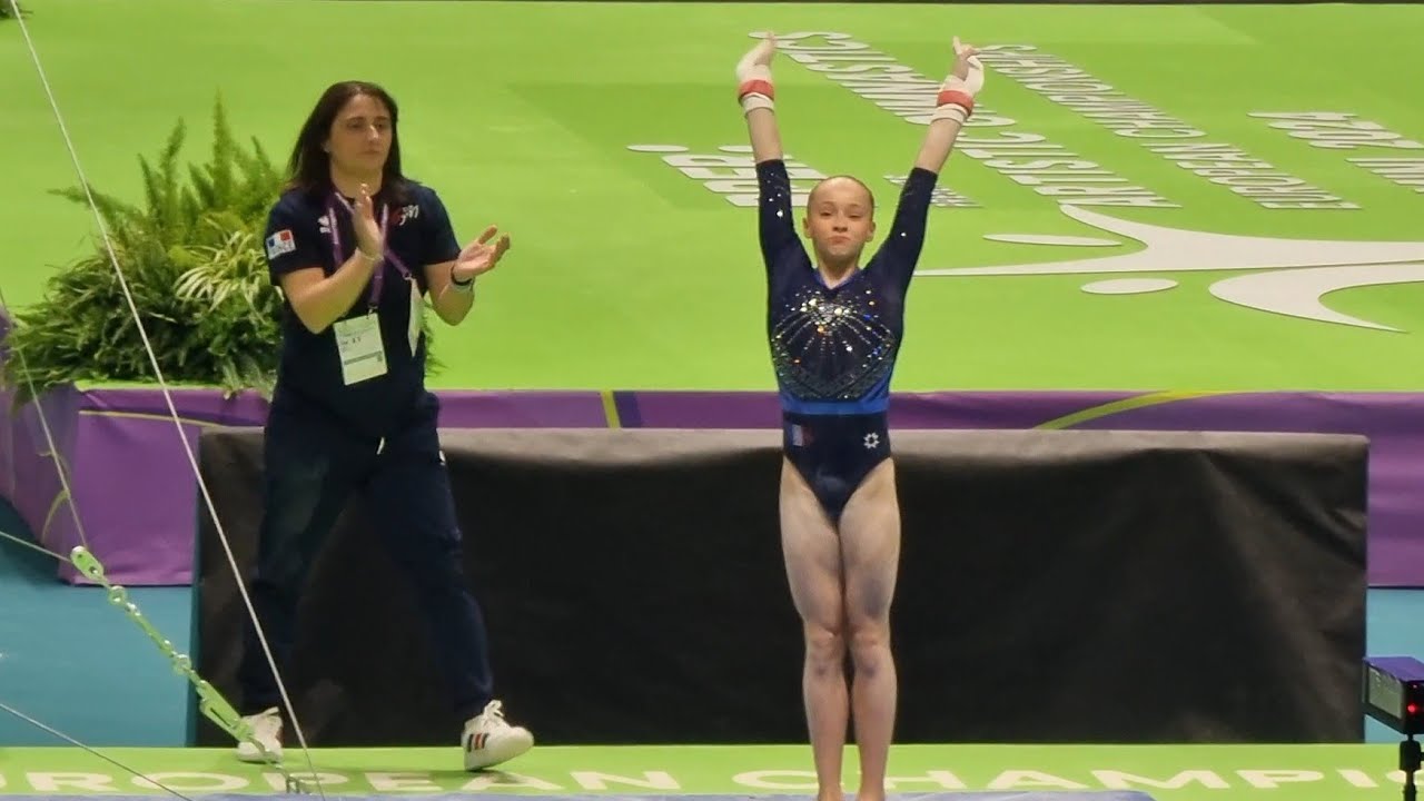 Elena Colas 🇫🇷 - 13,900 Uneven Bars - Barres - Junior European ...