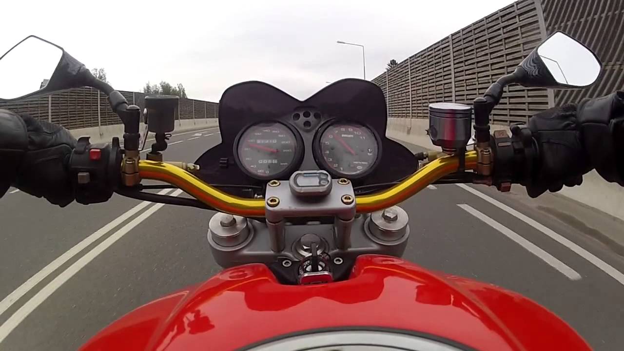 Ducati 900 ie Monster - YouTube