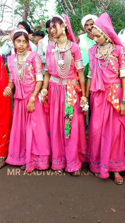 New Adivasi Song 2024 | Khatara Gadi ( खटारा गाड़ी ) | Sanjay Kirade & Mahi Dawar | #adivasisong ...