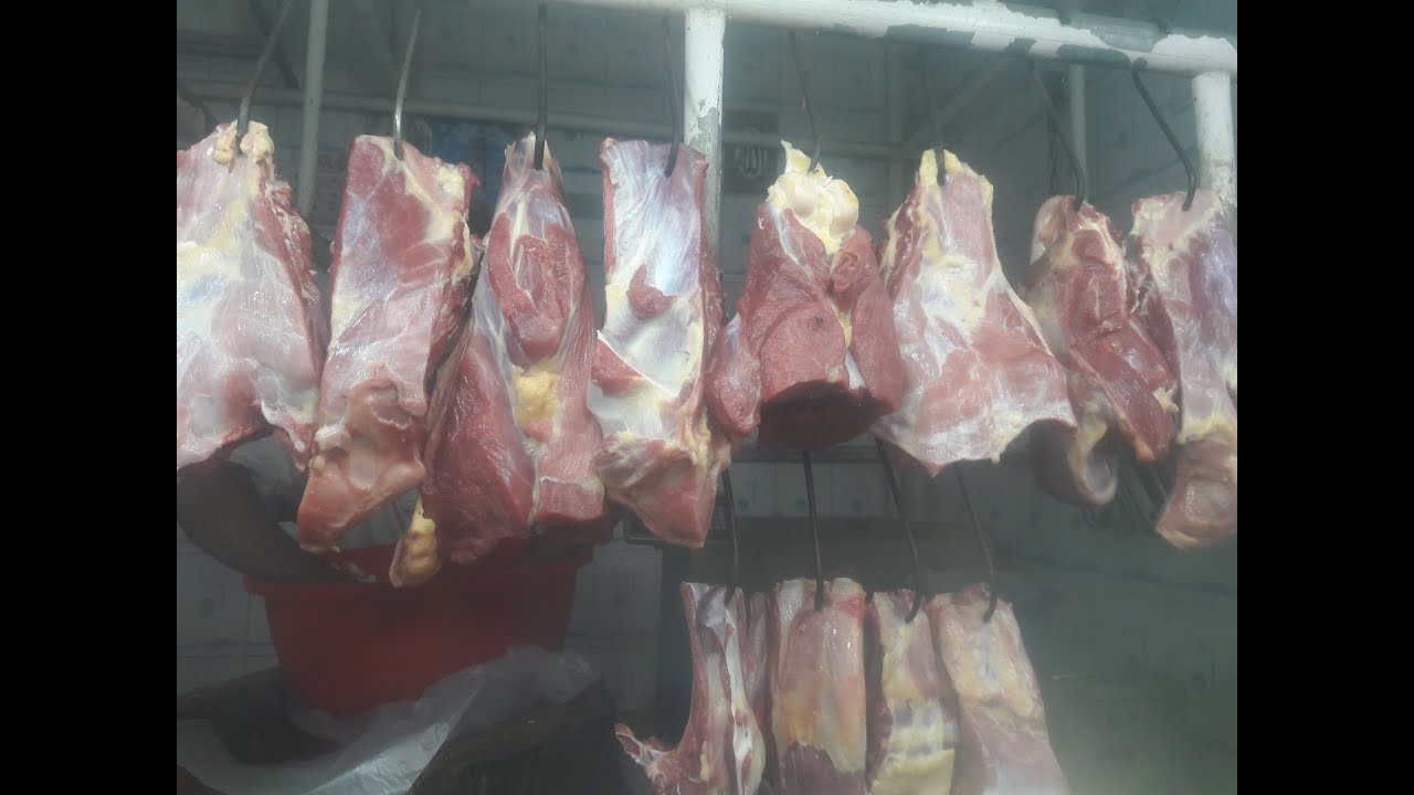 Very Fastest Beef Cutting Skills By a Traditional butcher - YouTube