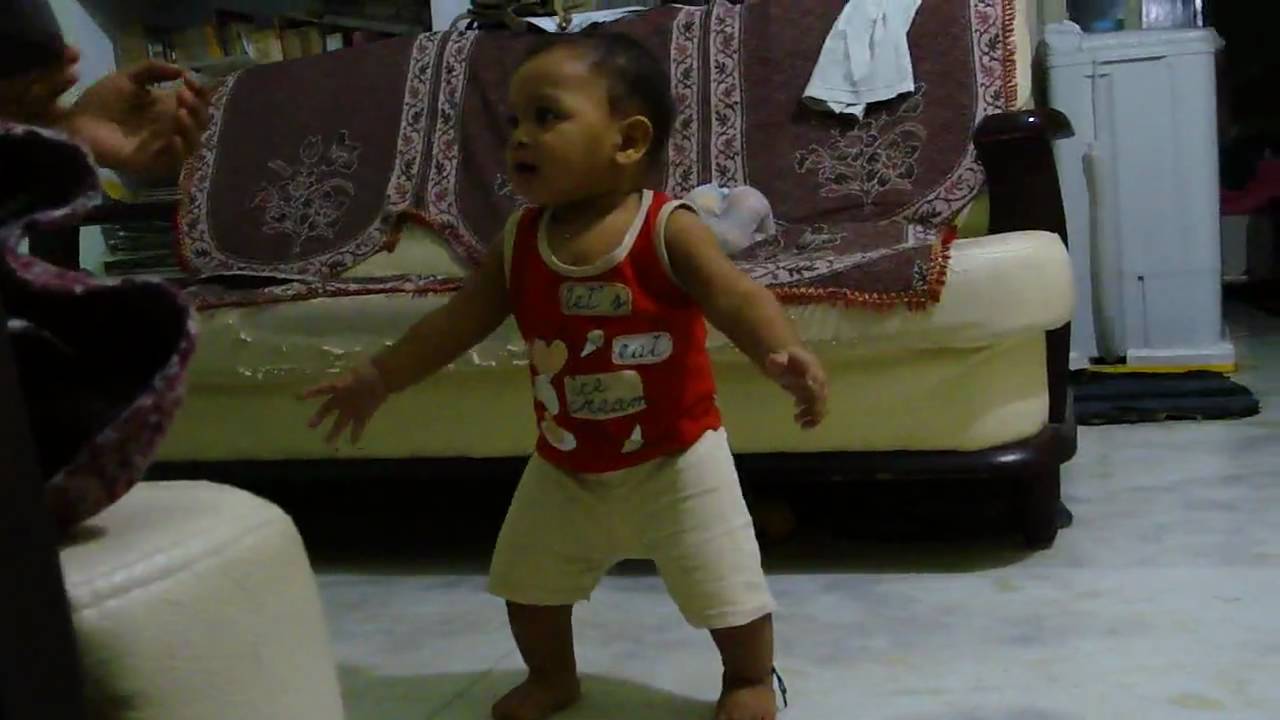 Dancing baby - YouTube
