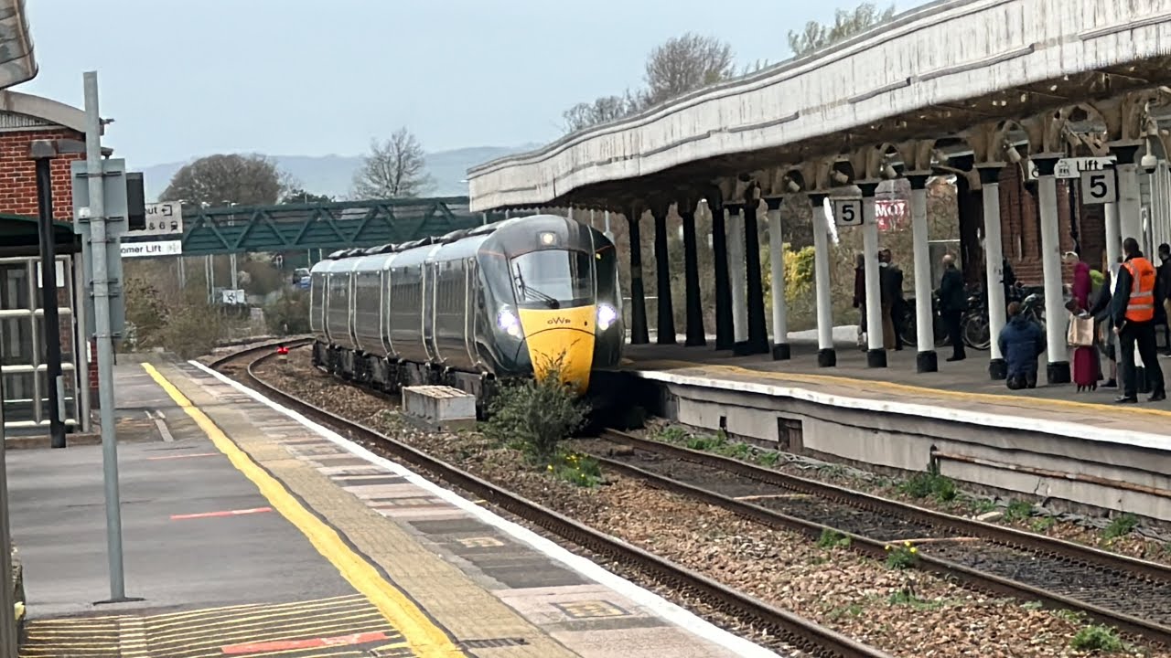Great Western Railway and CrossCountry Trains at Taunton on March 25th ...