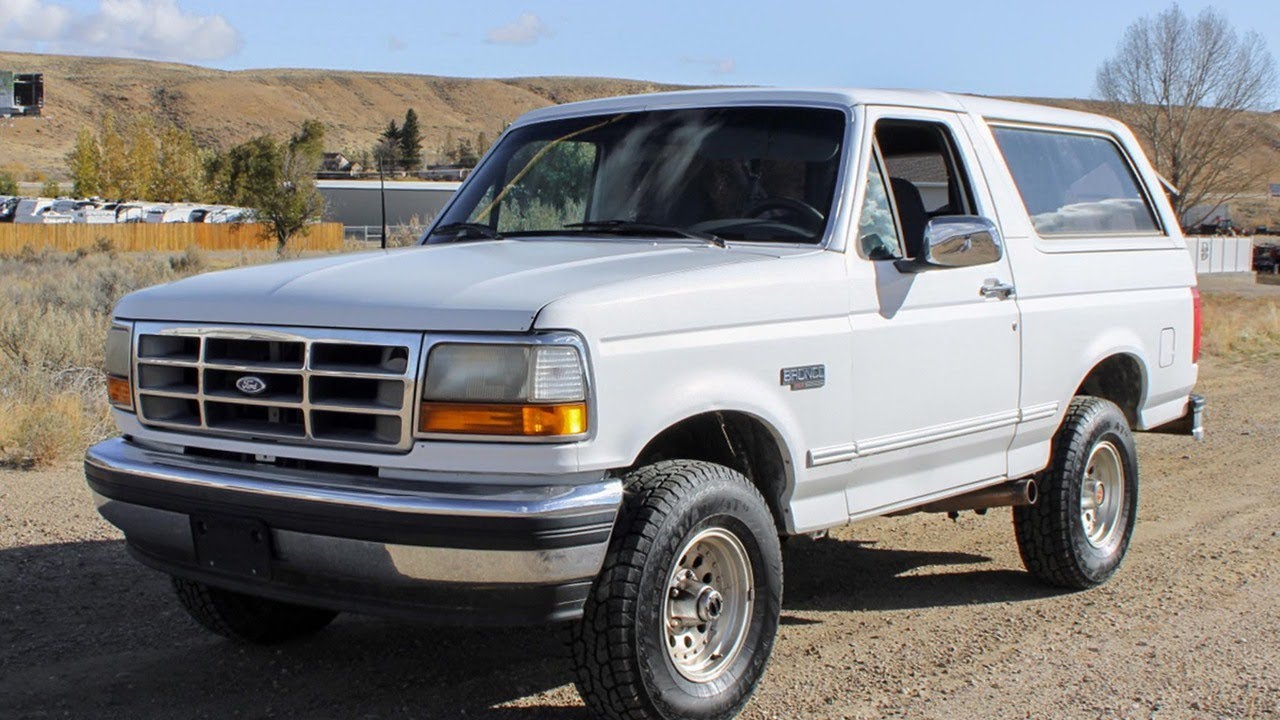 1993 Ford Bronco XLT 351ci Roller Cam Windsor V8 Walk-around Video ...