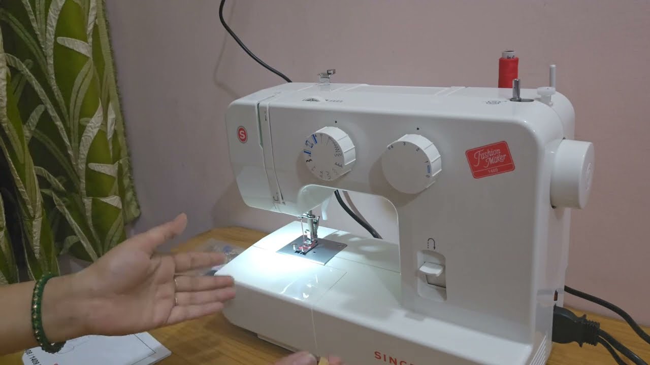 Sewing Machine Unboxing/Review - YouTube