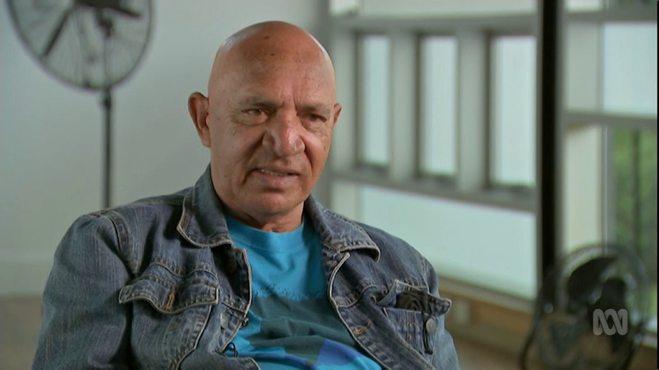 Indigenous Artist Vic Simms - YouTube