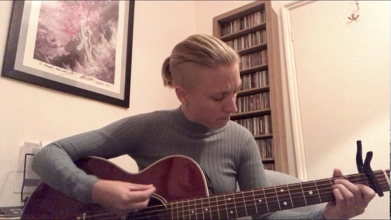 TV Re-Runs - Hannah Scott (Pete Gow cover) - YouTube