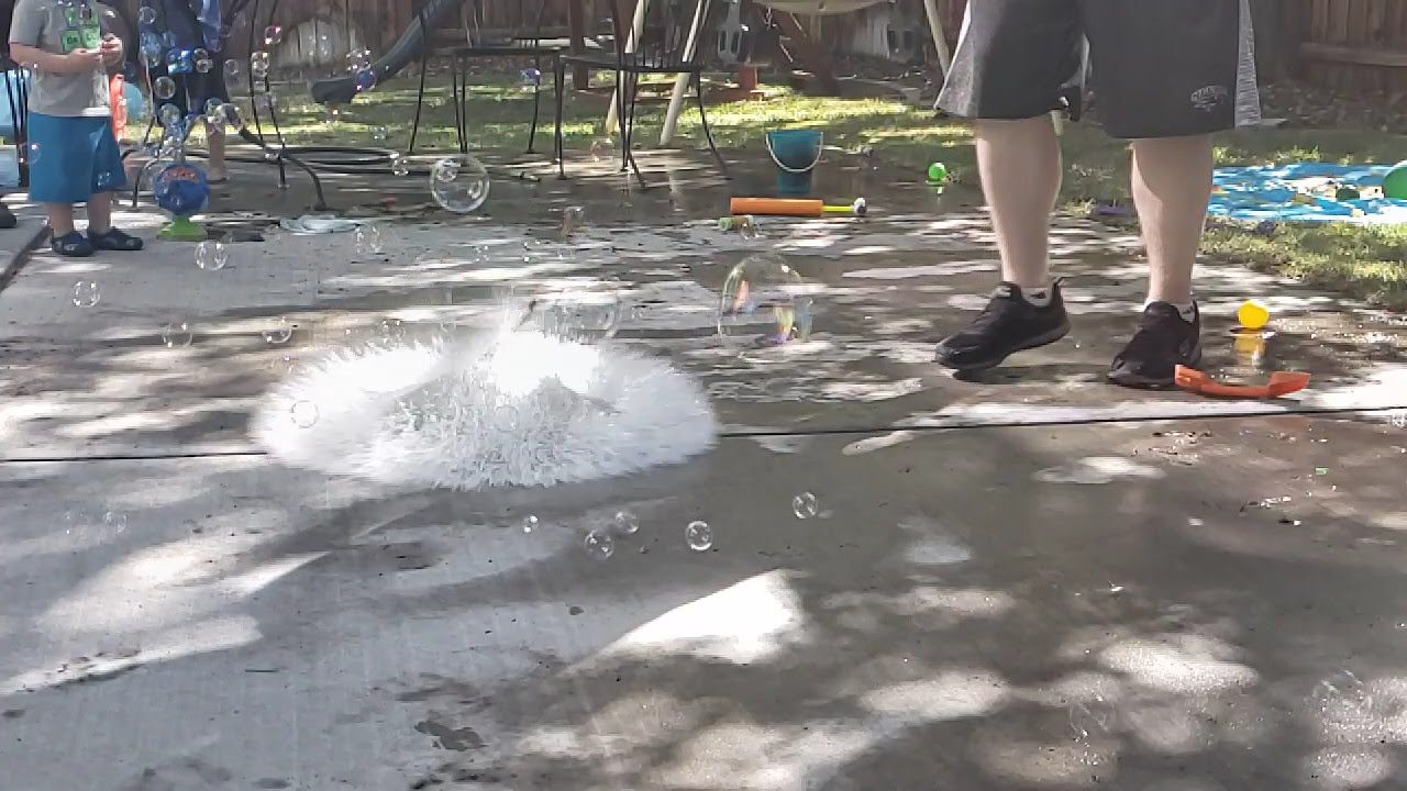 Large water balloon pop - Slow motion - YouTube