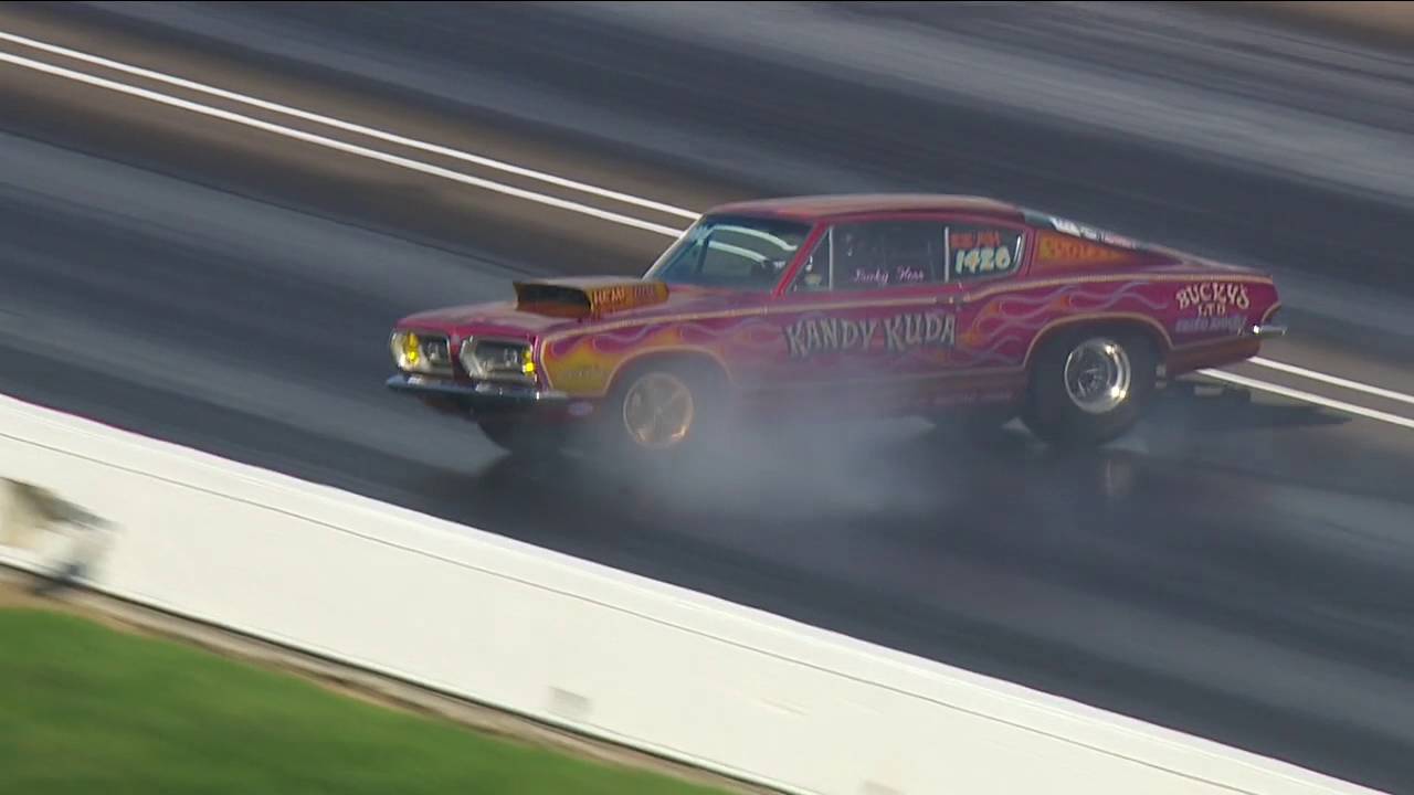 Mopar Hemi Challenge Semifinalist Hess hits wall in Indy - YouTube