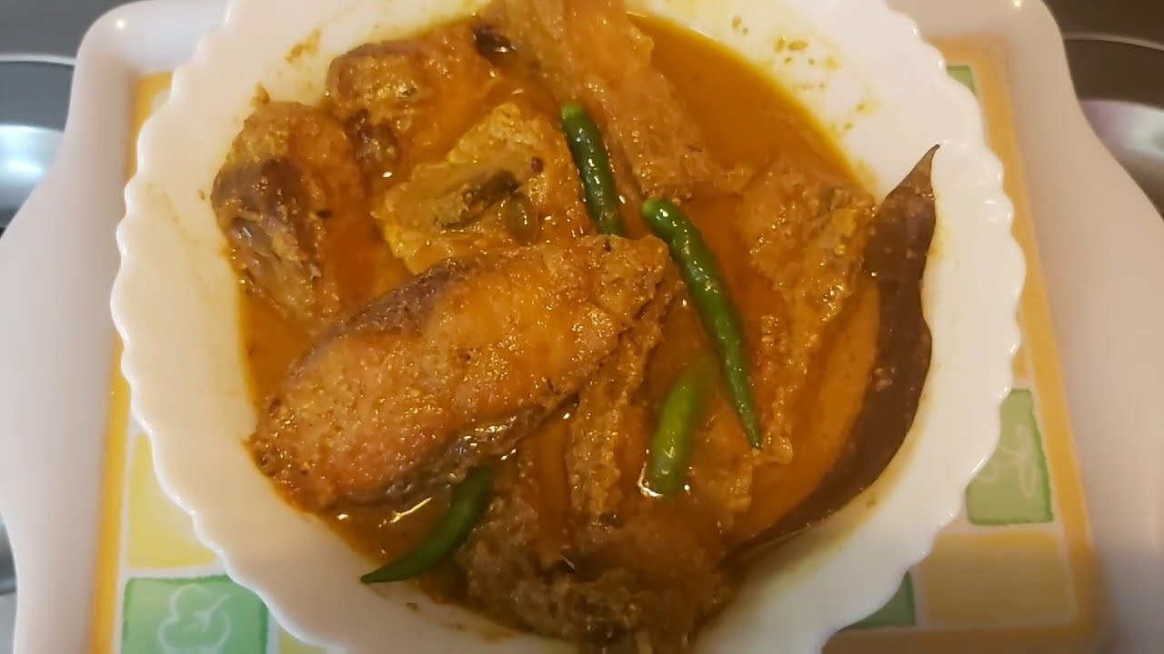 Katal kalia ( কাতল কালিয়া) - YouTube