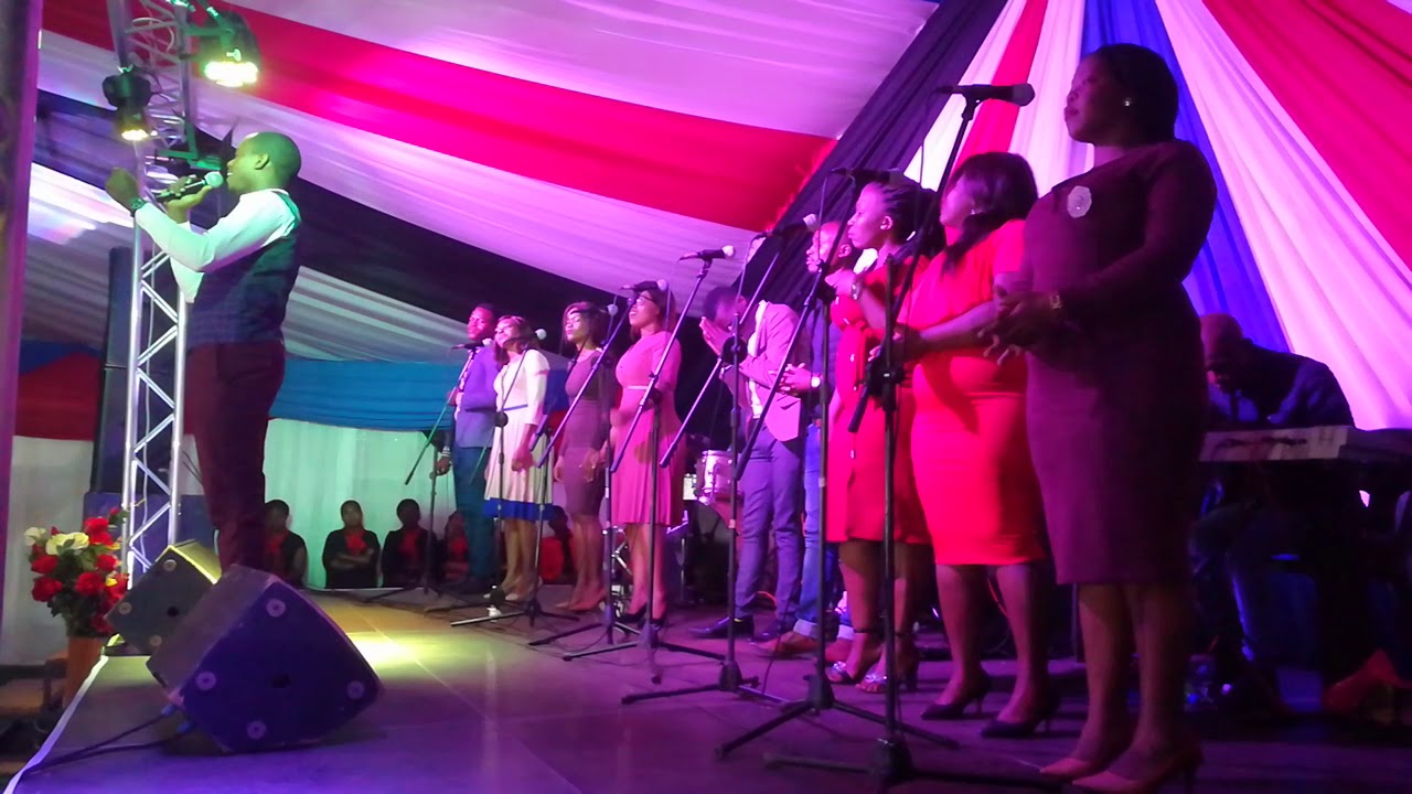 Thami Mdluli & Isethembiso_G - Usizwise lawomandla - YouTube