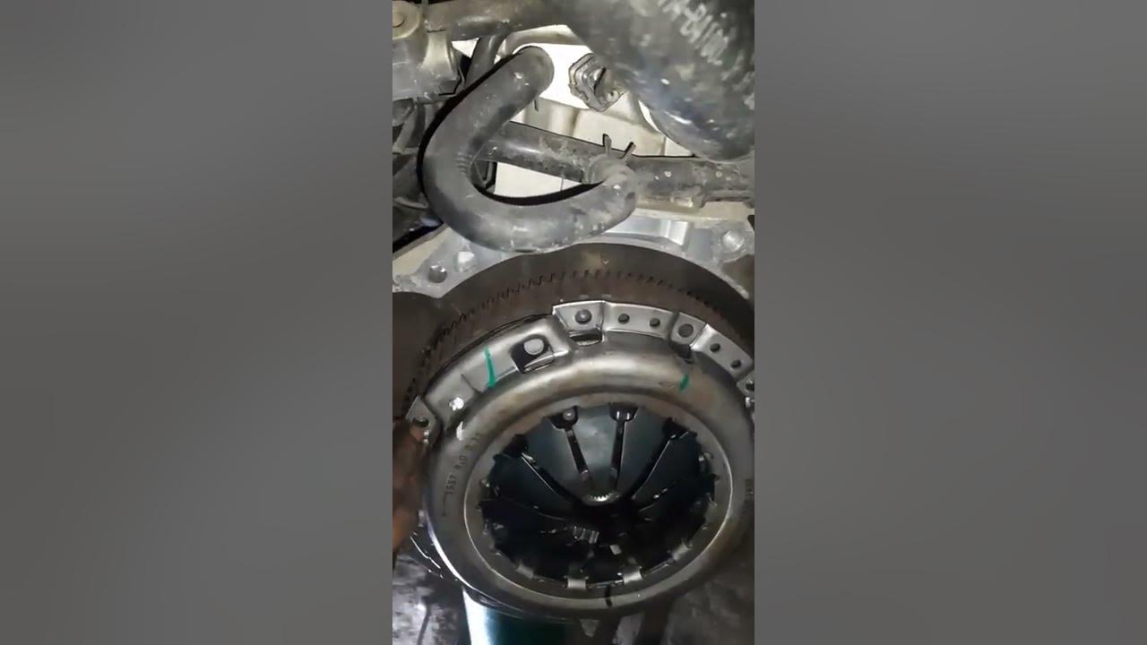 Hyundai I10 Clutch Plate And Pressure Plate Change hyundai i10 hyundai-i10-clutch-plate-and-pressure-plate-change-hyundai-i10