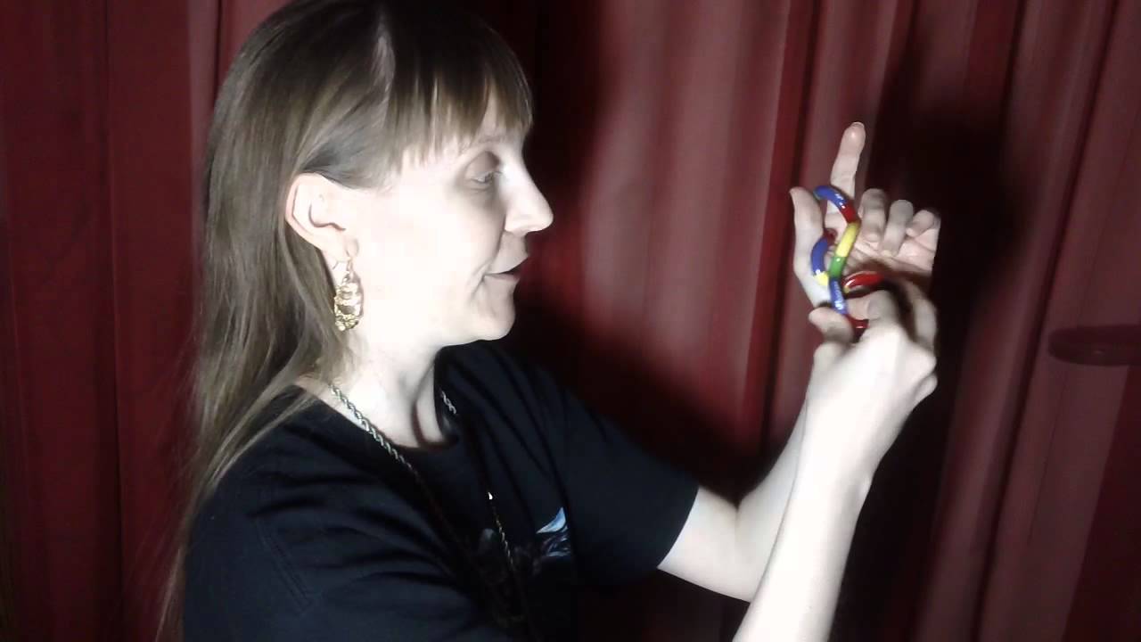 Stimming with my new Tangle! - YouTube
