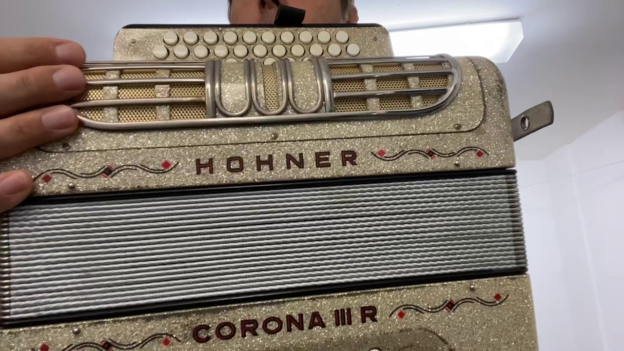Hohner Corona IIIR Diatonic Accordion in Pearl White (Ref: A20290 ...