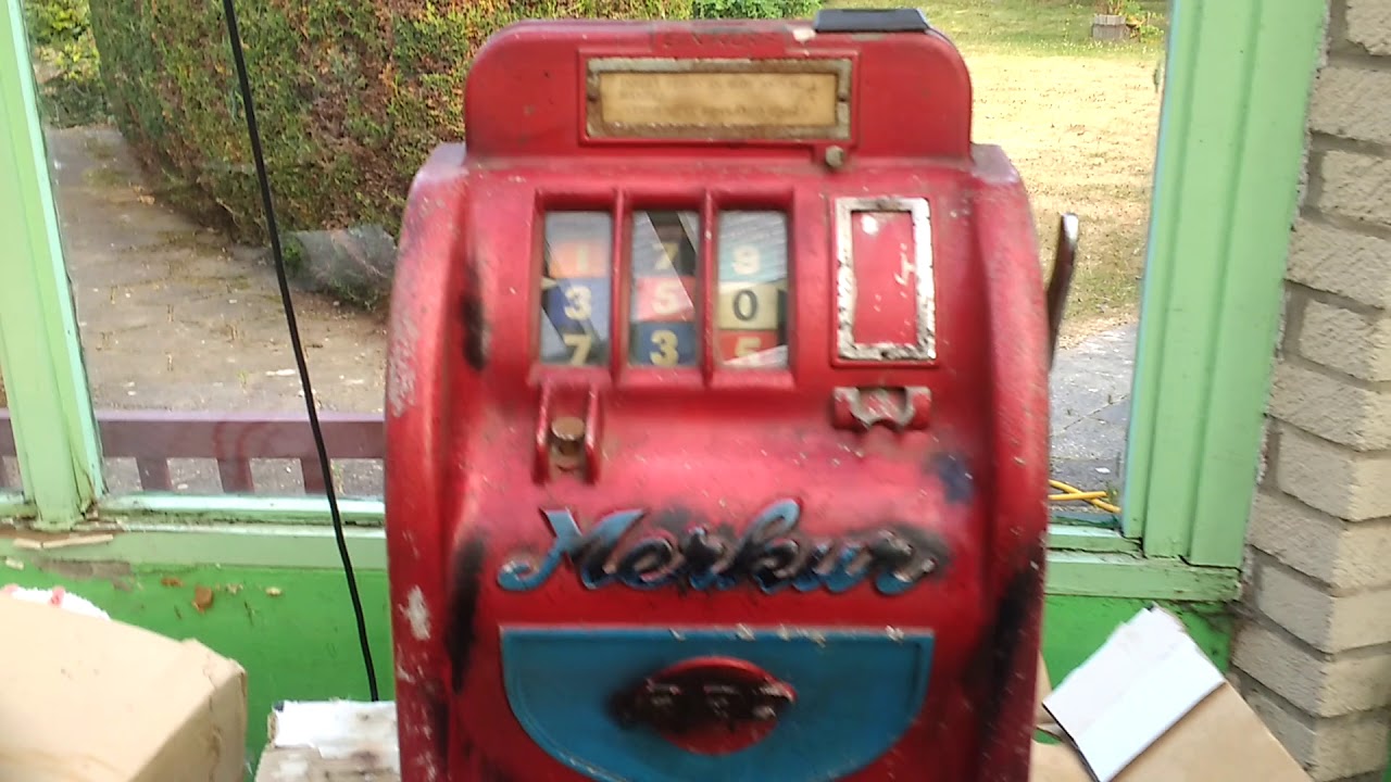 Merkur one arm bandit slot machine - YouTube