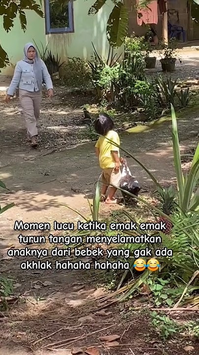 Momen lucu ketika lihat kelakakuan random emak emak bikin ngakak ‼️‼️‼️#lucu #bikinngakak # ...