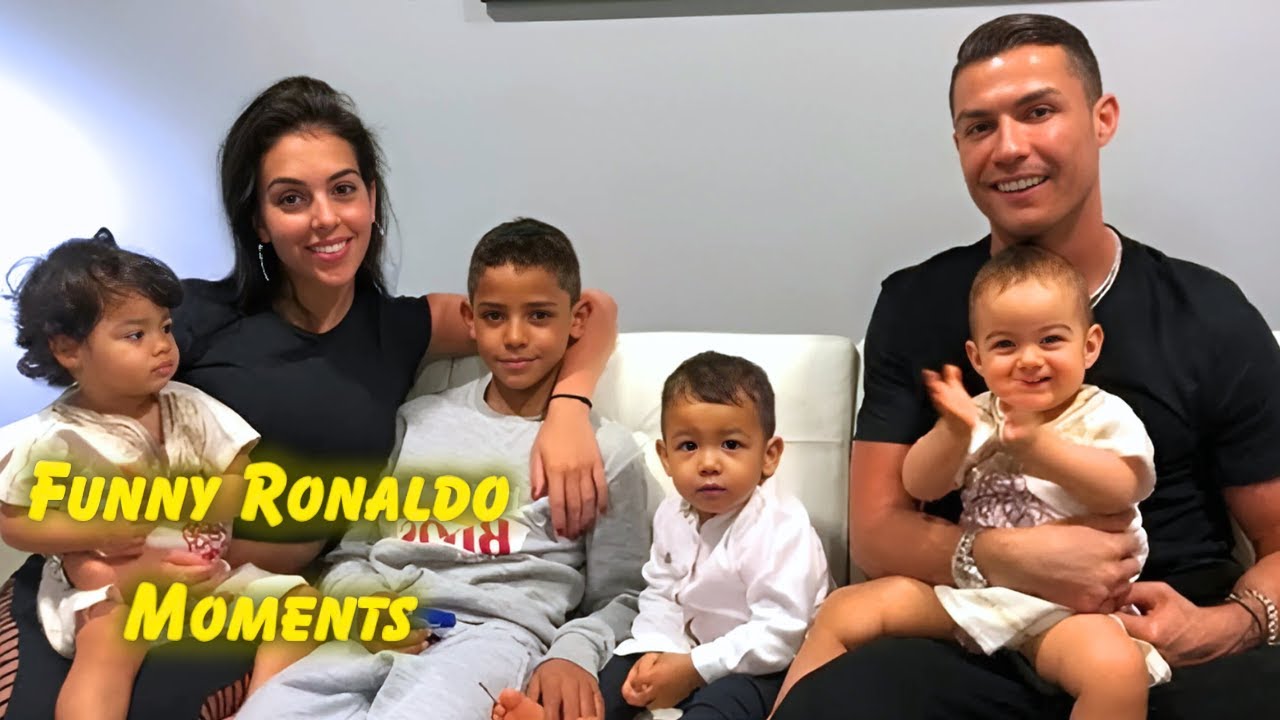 Top 25 Ronaldo FUNNY Moments With His FAMILY - YouTube