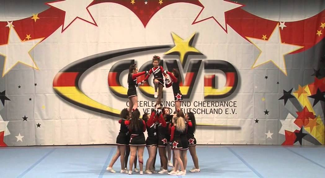 RMNord2015 - DCA Firings - Junior Allgirl Cheer Level 4 - YouTube