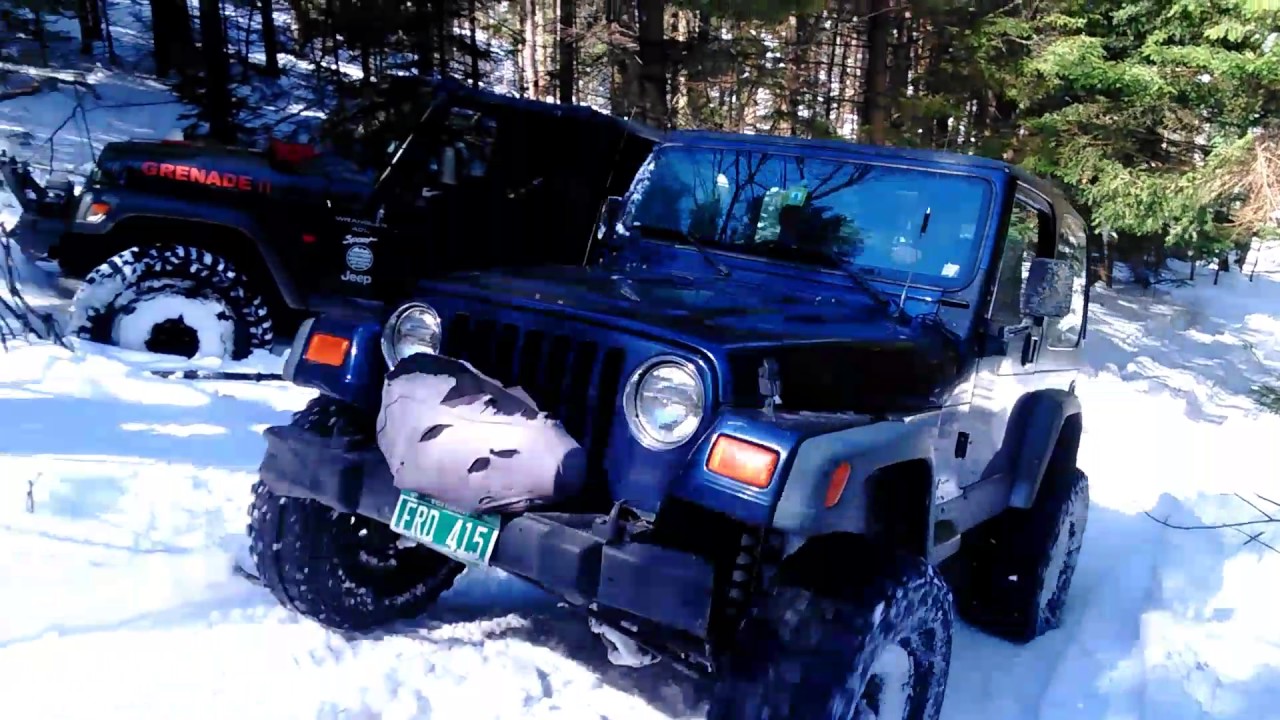 JEEP HITS TREE SNOW WHEELING UP MOUNTAIN - YouTube