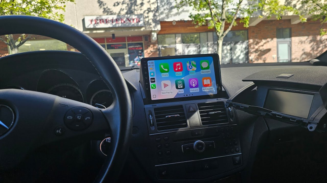 Mercedes C class w204 apple carplay - YouTube