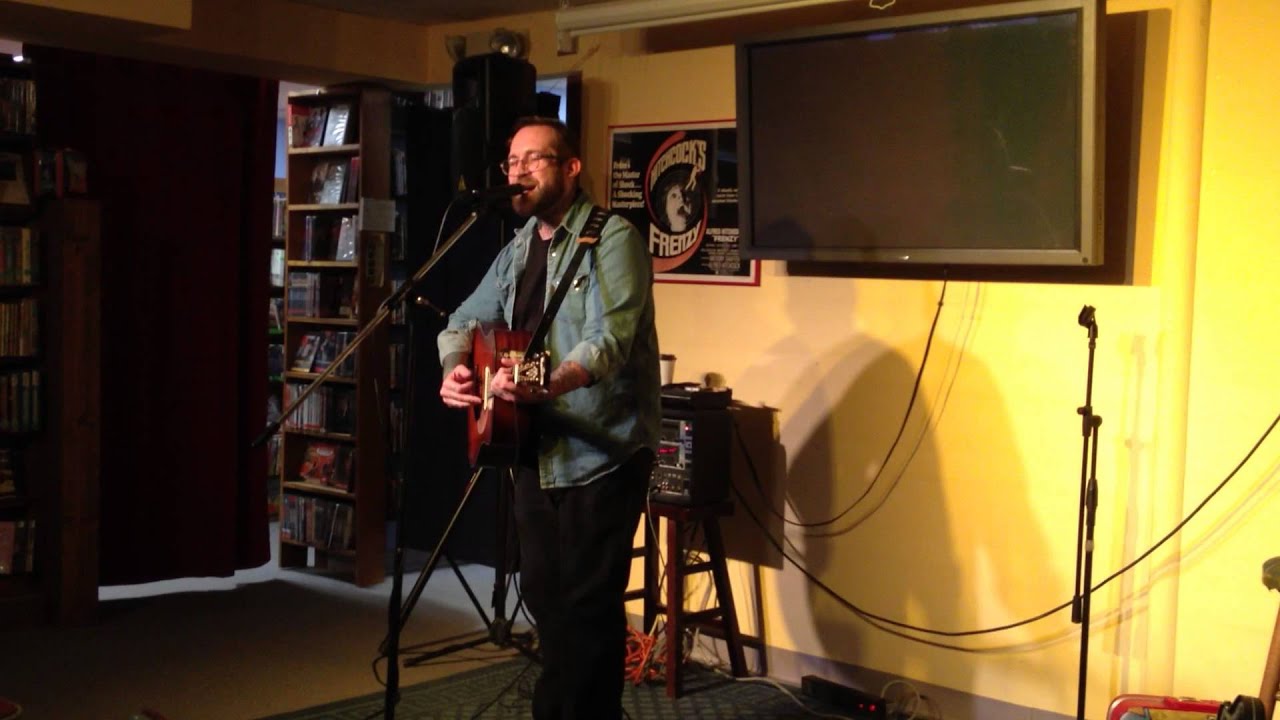 Jason Prince at Best Video "New Years Song for Gloria" - YouTube