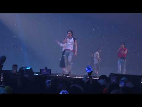 Lalalala - STRAY KIDS (스트레이 키즈) RUN IT IN SEOUL DAY 01 072526 FANCAM