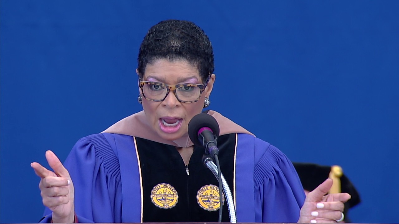 Sawyer Business School Commencement Speaker Carol Fulp - YouTube