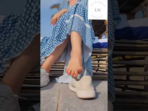 Shoeplay ASMR #summer #sneaker #barfuß #feet #füße #toes #tapping #dangling #nailpolish #notalking 