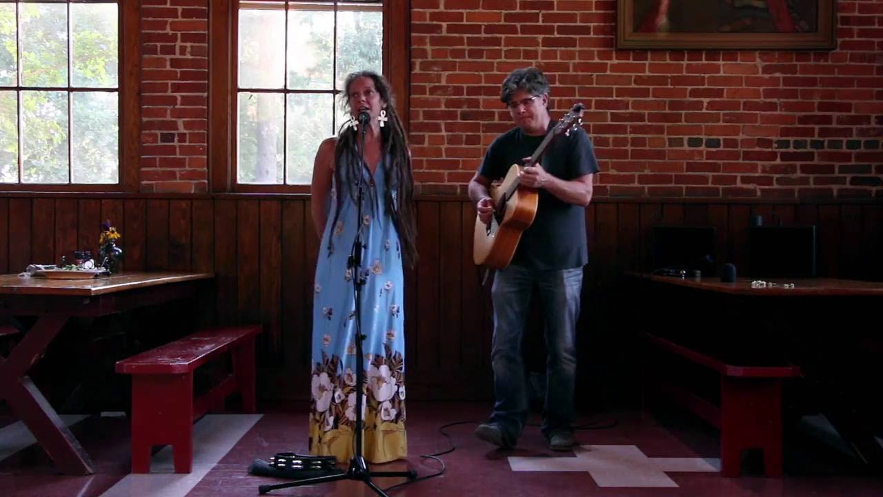 Pat Bergeson & Annie Sellick: "Exactly Like You" - YouTube
