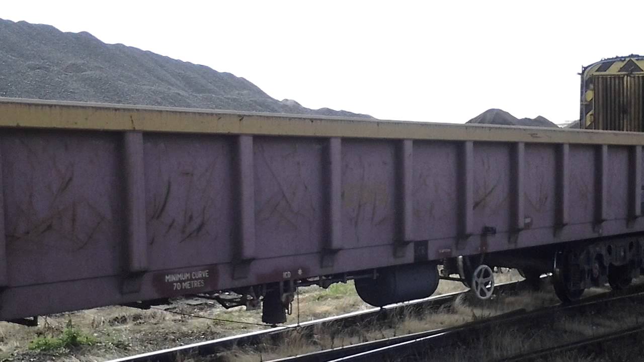 CLASS 08 EWS TONE AT EASTLEIGH - YouTube