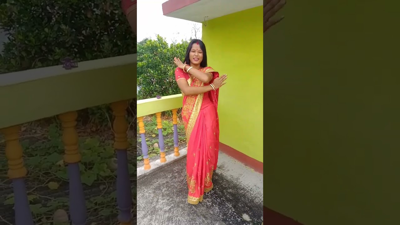 chamka chamka #viral #dance #sort - YouTube