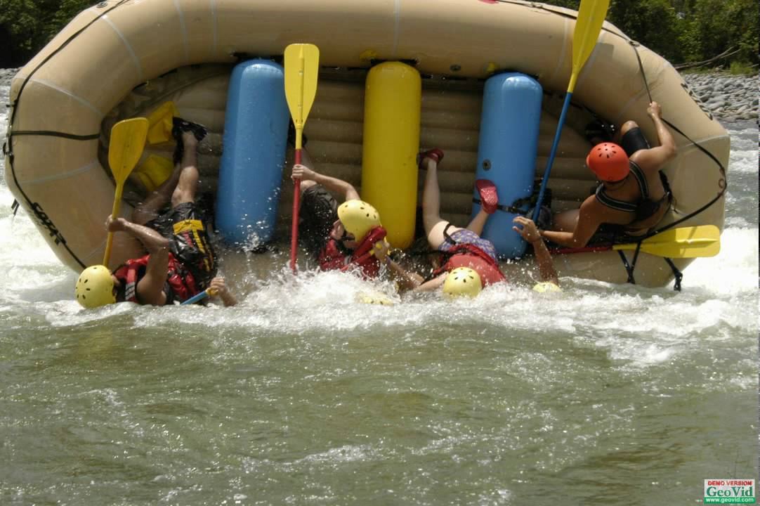 Rafting Rio Reventazon - YouTube