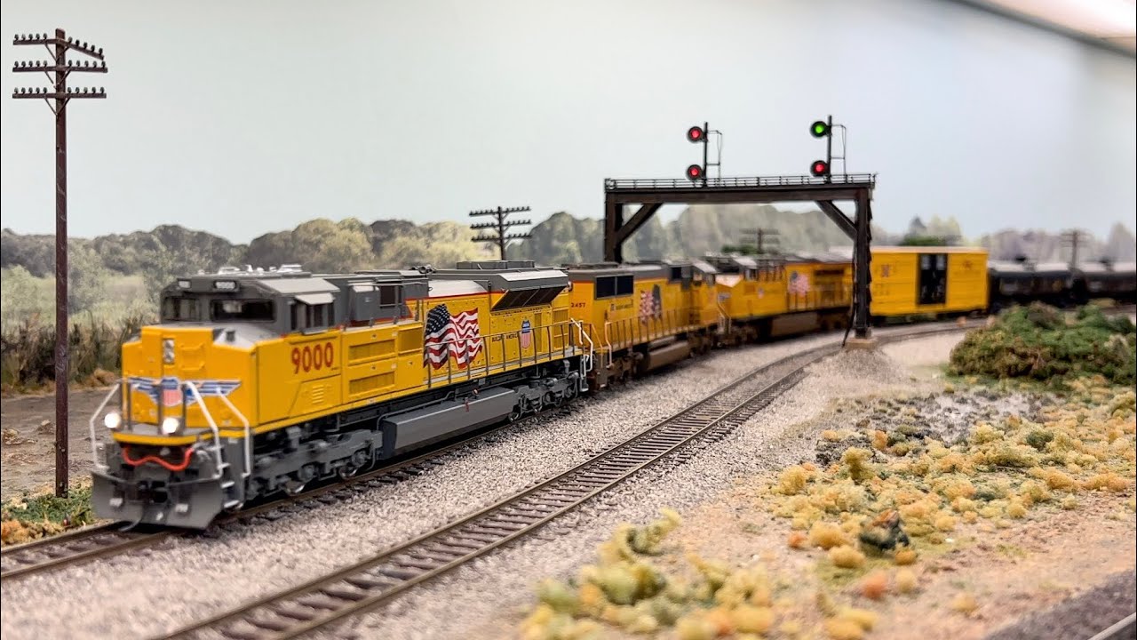 HUGE Ho Scale Union Pacific Freight Train with 61 cars and DPU - YouTube