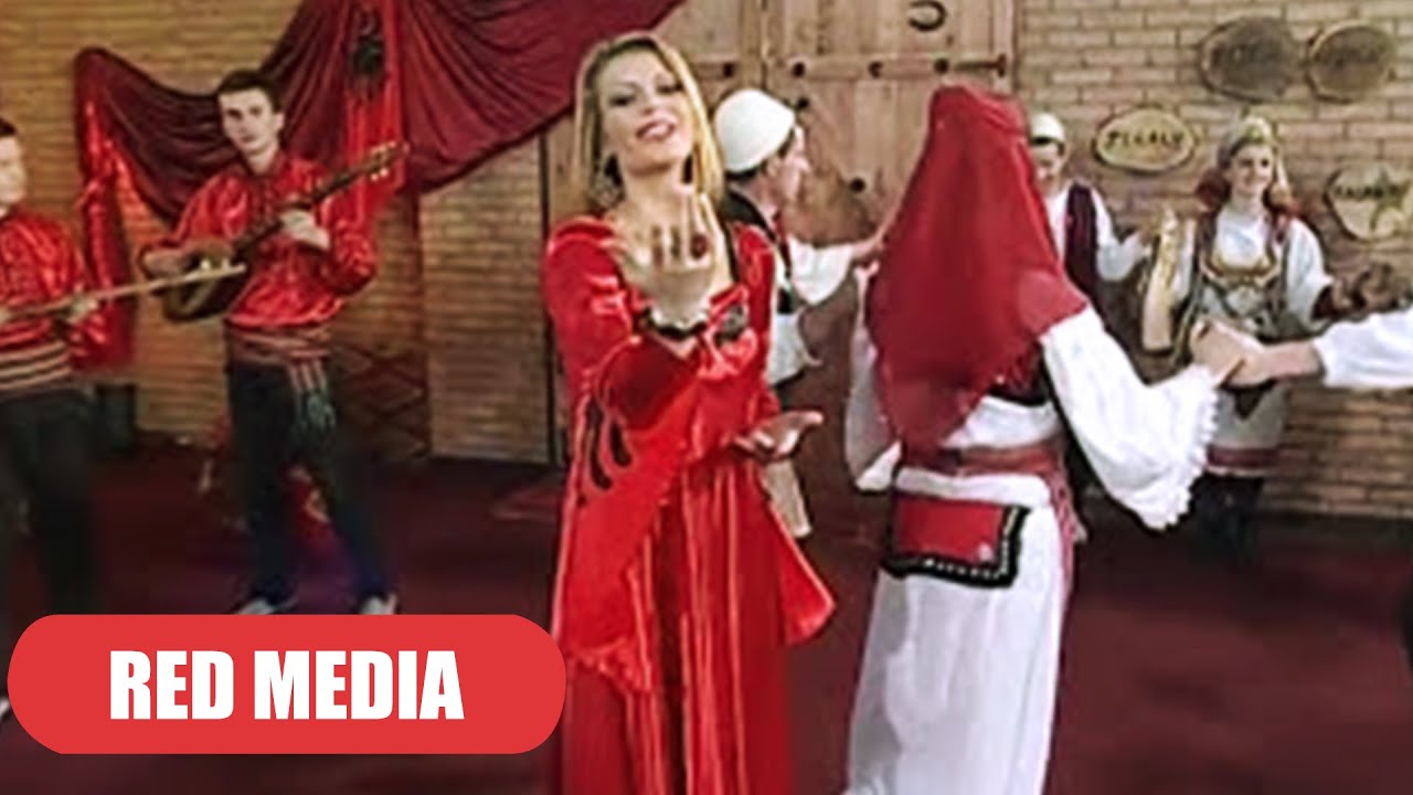 Maria Lajçaj -Moj Shqipëria Kastriote - YouTube