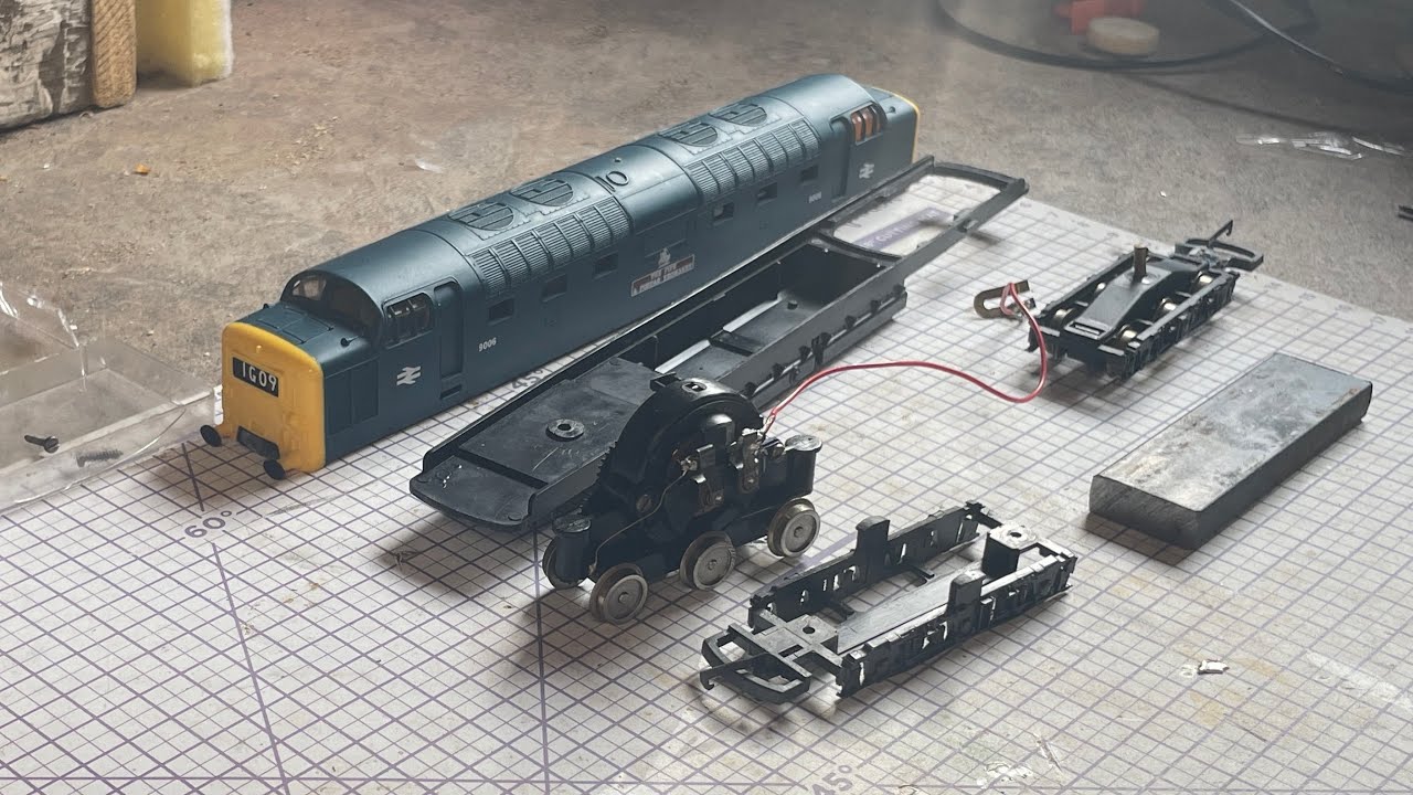 Lima class 55 service - YouTube