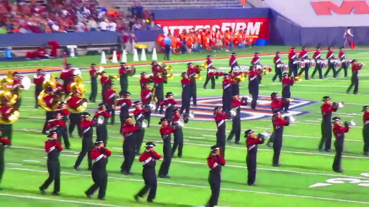 New Mexico State Marching band performance at UTEP 2016 - YouTube