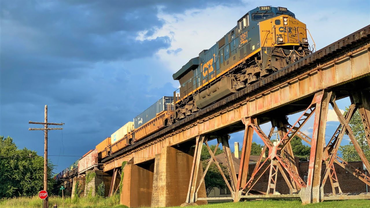 CSX I031 Racing From The Storm - YouTube