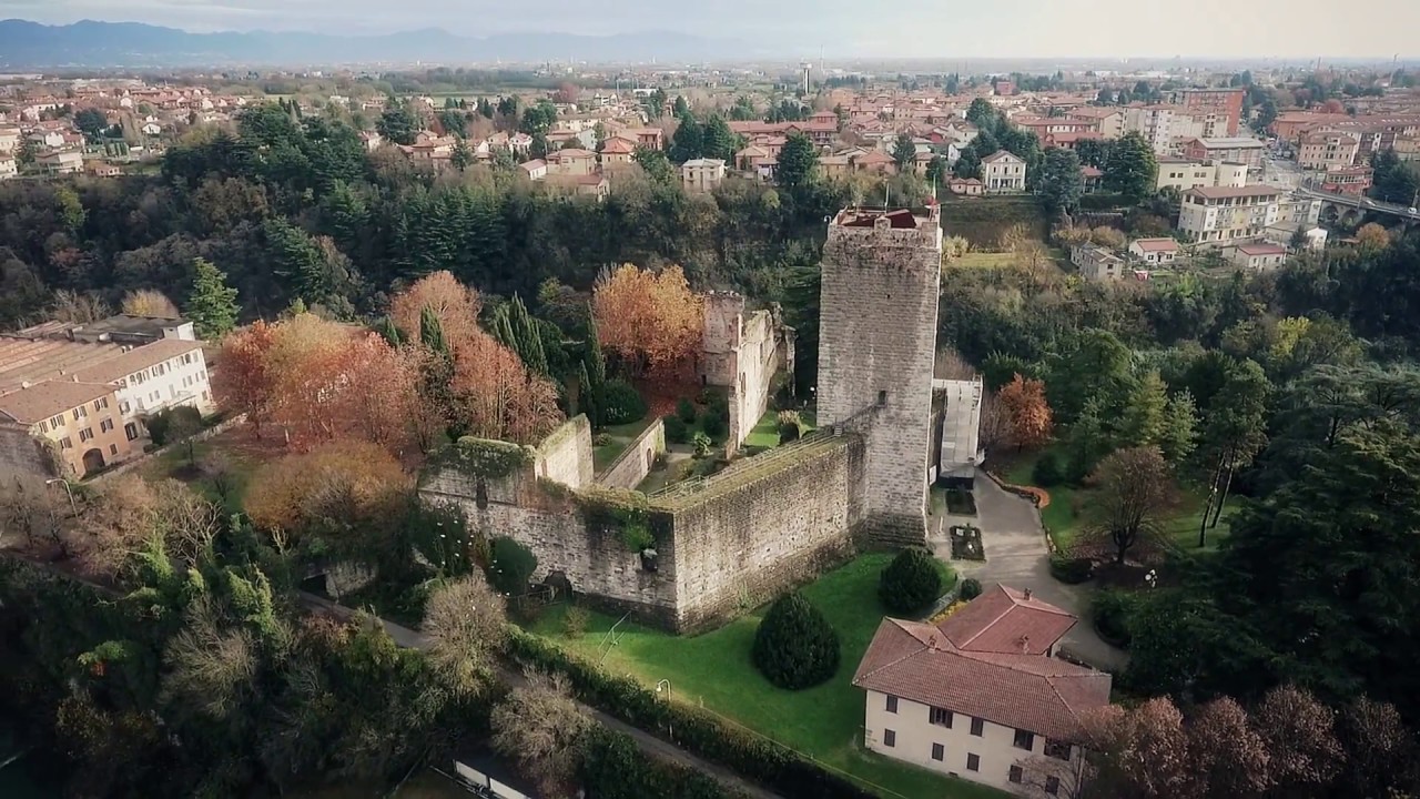 Visite animate al Castello di Trezzo - YouTube