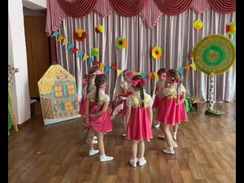 Народная подвижная игра «Баба яга костяная нога» - YouTube