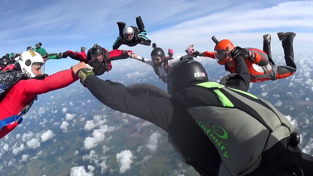 Formation Skydiving -- 2015 -- Skydive Spaceland - YouTube