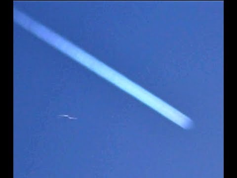 Look Hard: Filming UFOs Rods Orbs - Watch the Lines in the Sky ...