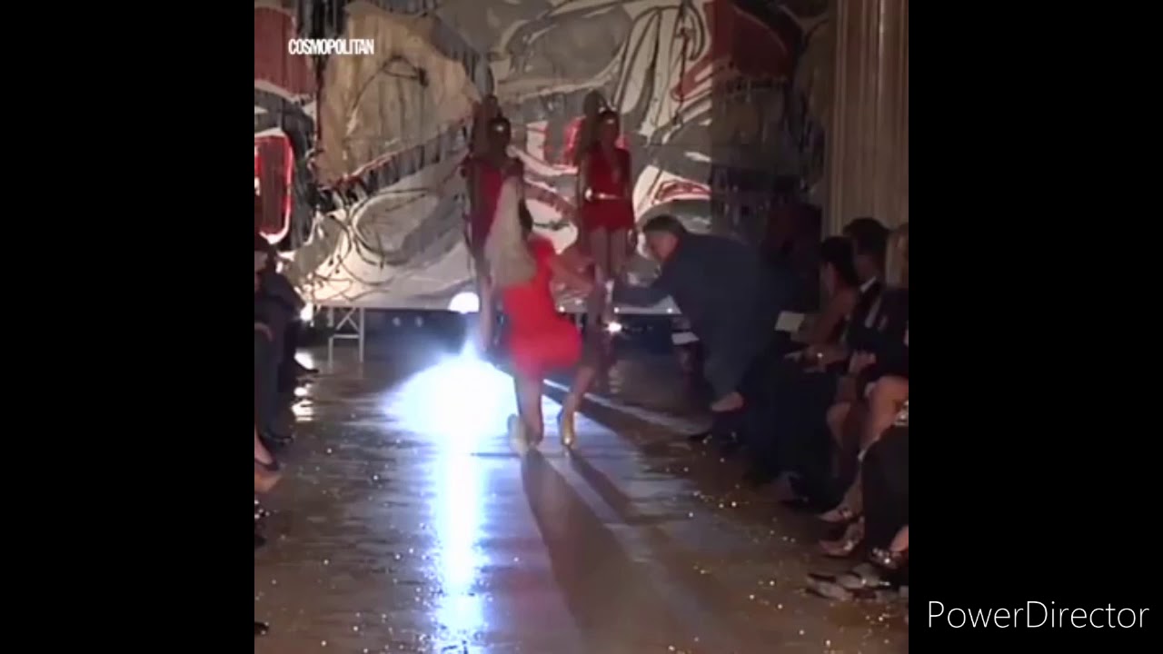 FUNNY: Celeb models fails😂 - YouTube