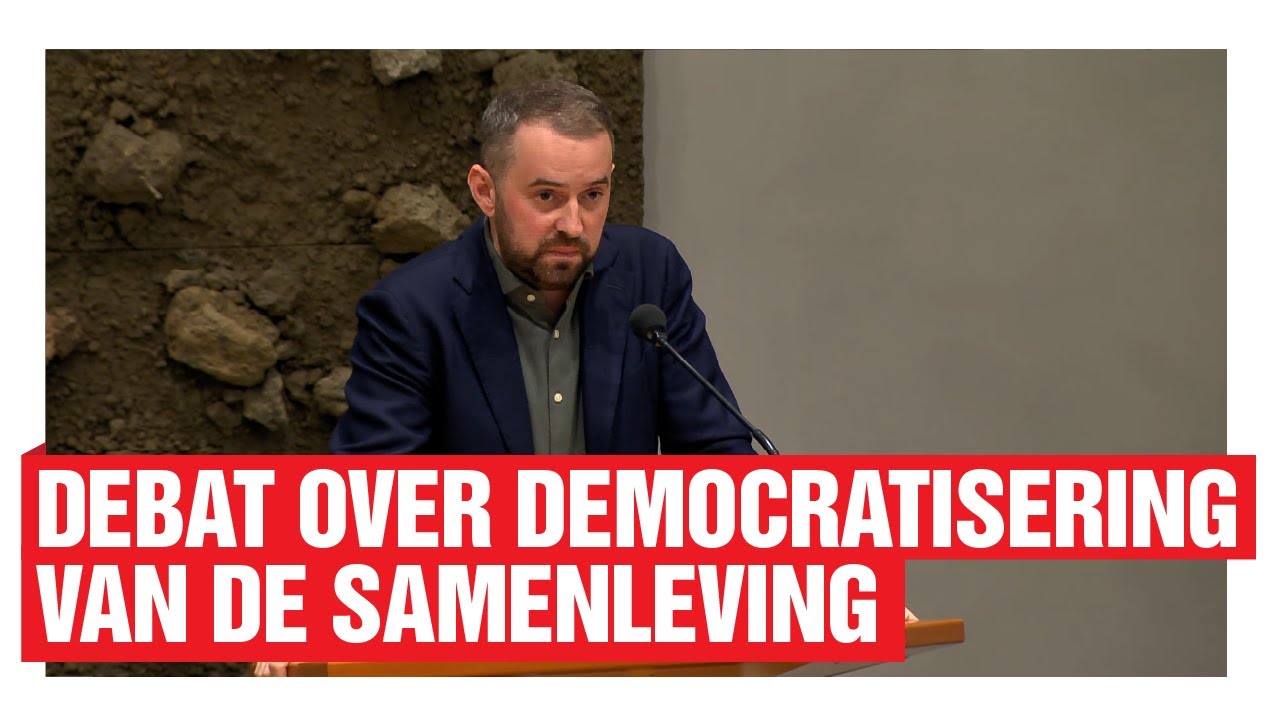 Debat over democratisering van de samenleving - YouTube