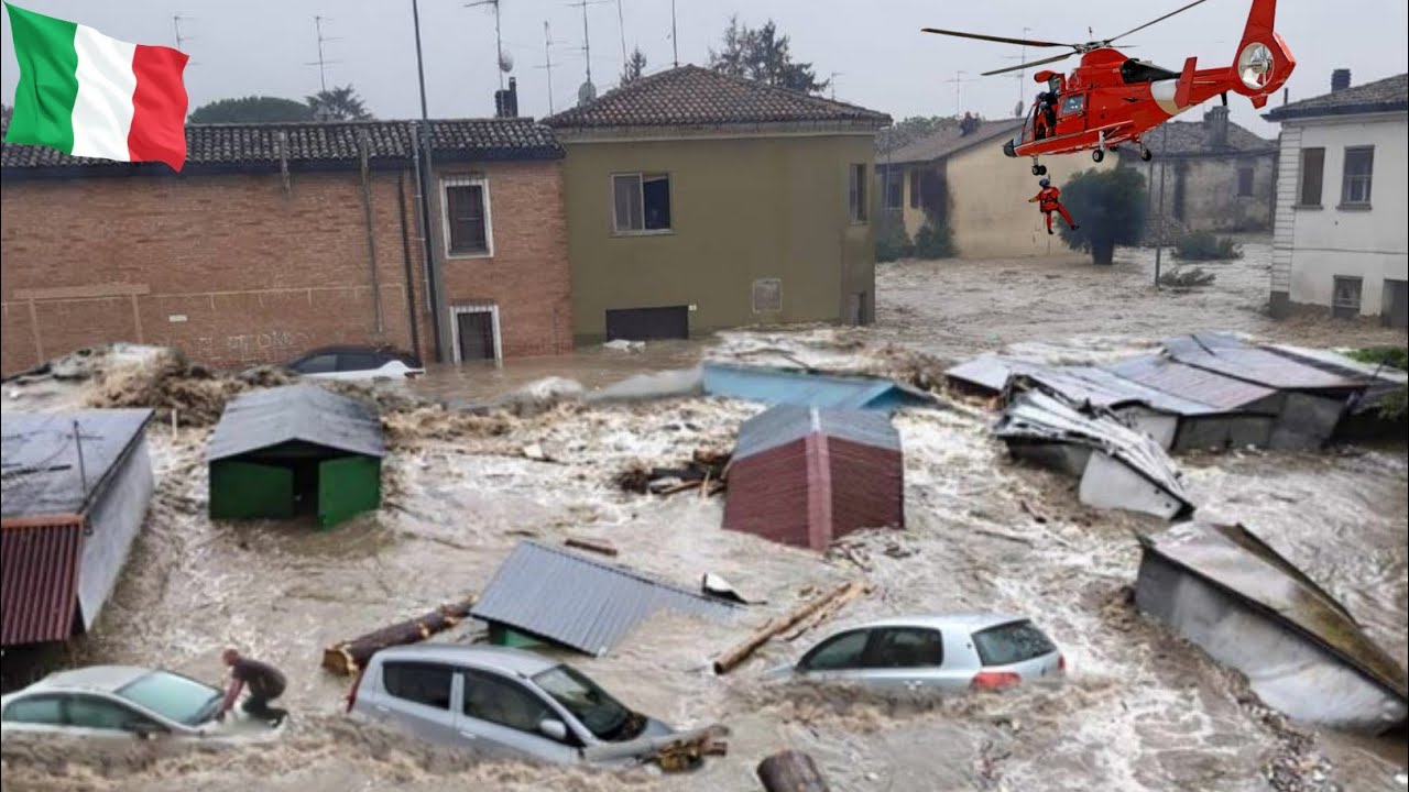 Disaster caught on camera destroyed Italy today! Severe weather causes ...
