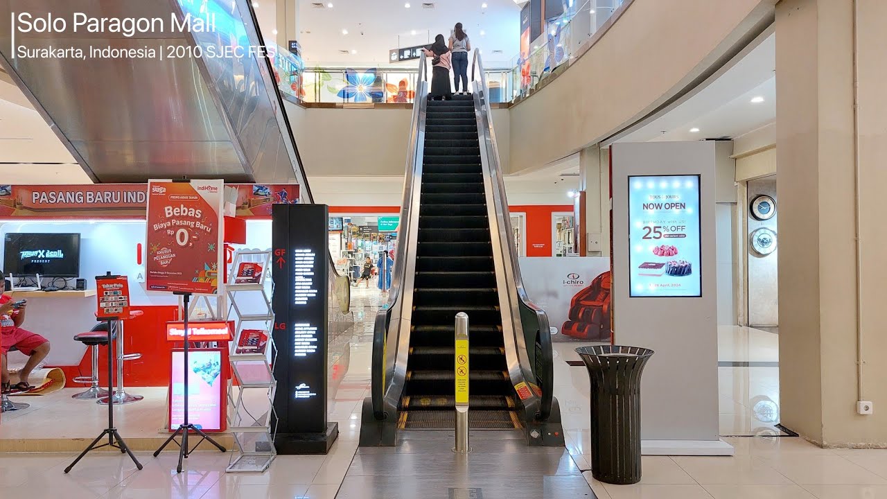 SJEC FES Escalators at Solo Paragon Mall, Surakarta - YouTube