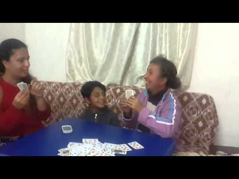 Evin Halleri Komedi 2 PAPAZ KAÇTI OYUNU BÖYLE OYNANIR :D KIRMIZILARI ÇEEKKKK KIRMIZILARIII :)))))