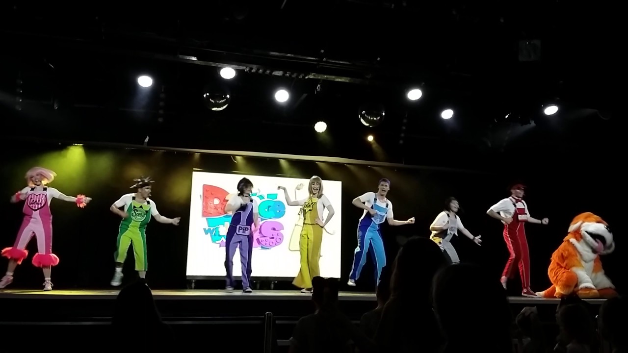 Mimi - Dance With Us - Skyline Gang - Butlins Minehead - June 2017 ...