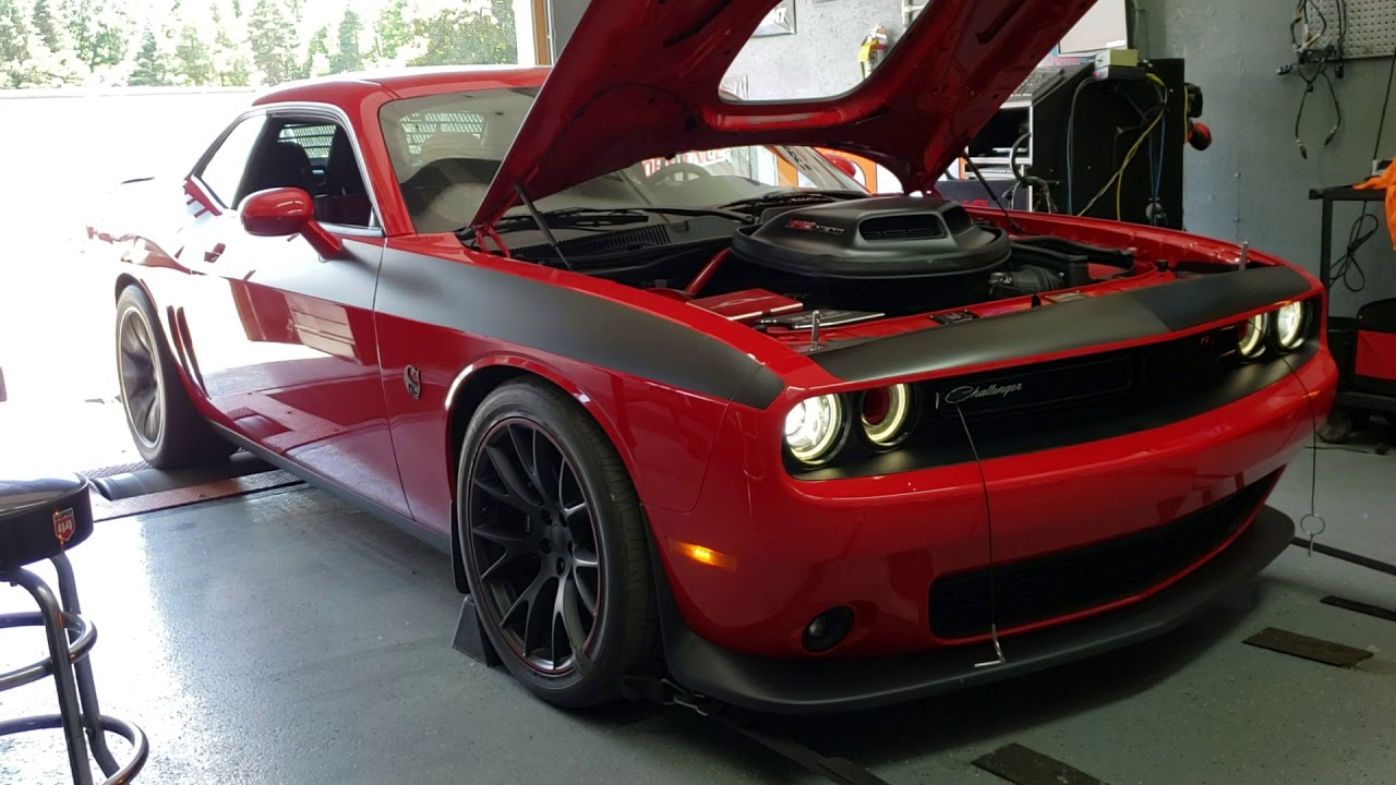 Scat Pack Challenger - Dyno baseline - YouTube