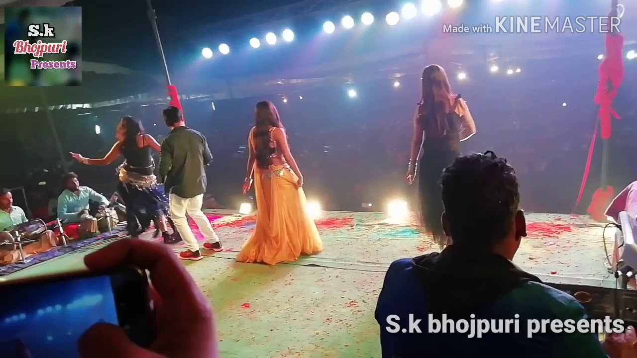 Batasa chacha and golu raja ka satege live बाँसी मेला मे मचा - YouTube