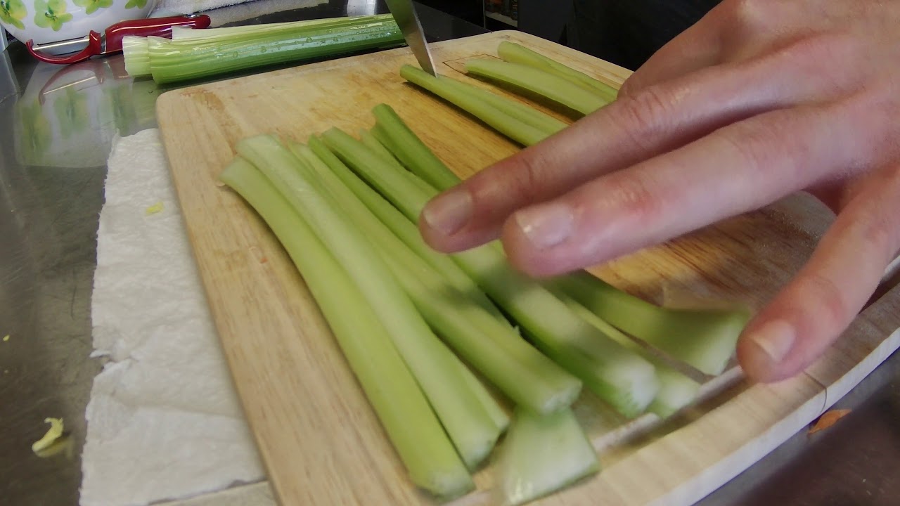 How to dice celery super easy [for soup] - YouTube