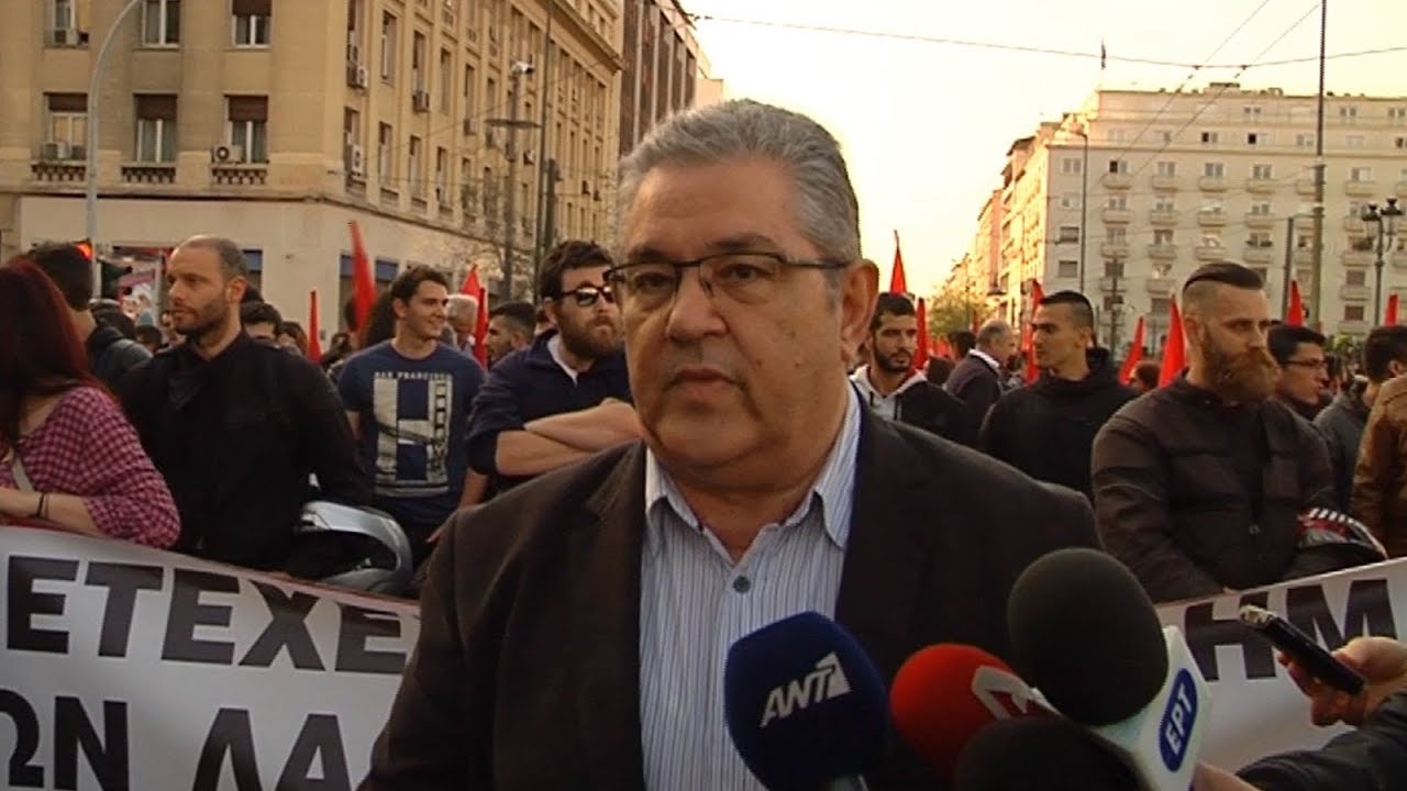 ΔΗΛΩΣΗ ΤΟΥ Δ. ΚΟΥΤΣΟΥΜΠΑ ΑΠΟ ΤΑ ΠΡΟΠΥΛΑΙΑ - YouTube